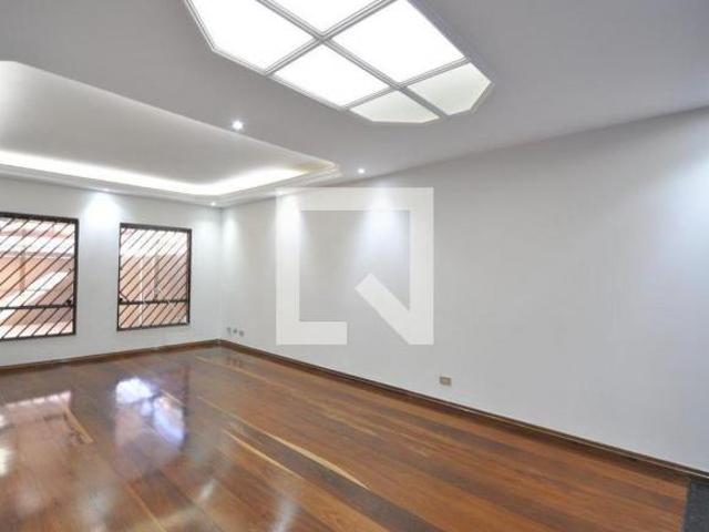 Casa à Venda Tucuruvi, 3 Quartos, 220 m2