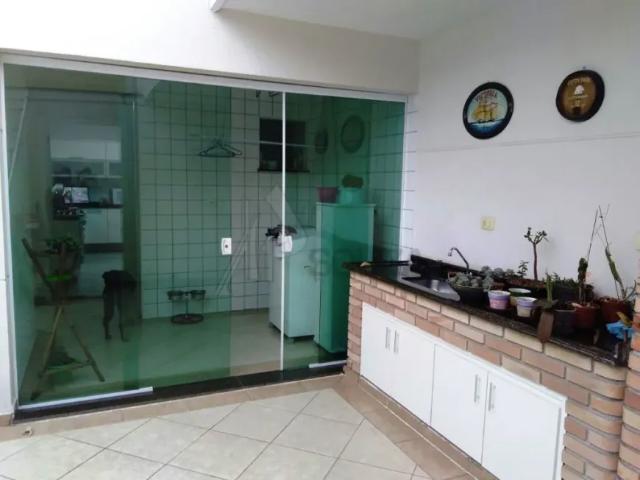 Casa a Venda, Tucuruvi com 174 m², 3 suítes, área gourmet, 5 banheiros3 vagas