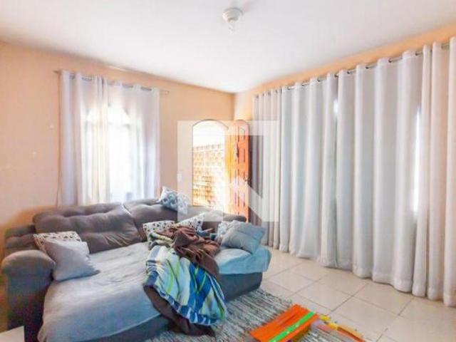 Casa à Venda Umuarama, 3 Quartos, 150 m2