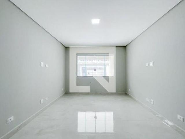 Casa à Venda Umuarama, 3 Quartos, 230 m2