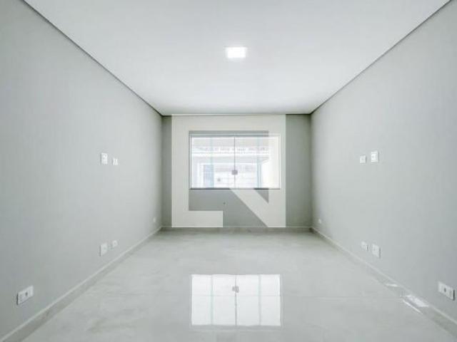 Casa à Venda Umuarama, 3 Quartos, 230 m2