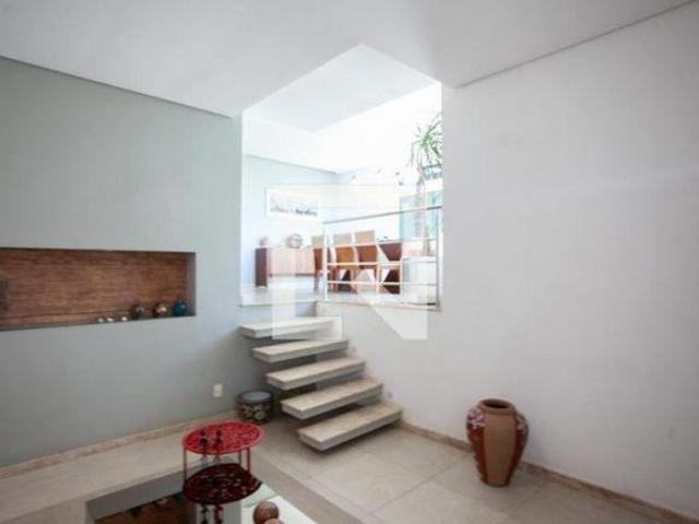 Casa à Venda União, 4 Quartos, 303 m² Belo Horizonte