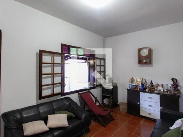 Casa à Venda Universitário, 4 Quartos, 300 m² Belo Horizonte