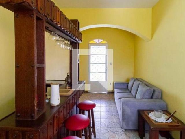 Casa à Venda Universitário, 3 Quartos, 170 m² Belo Horizonte
