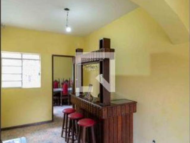 Casa à Venda Universitário, 3 Quartos, 300 m² Belo Horizonte