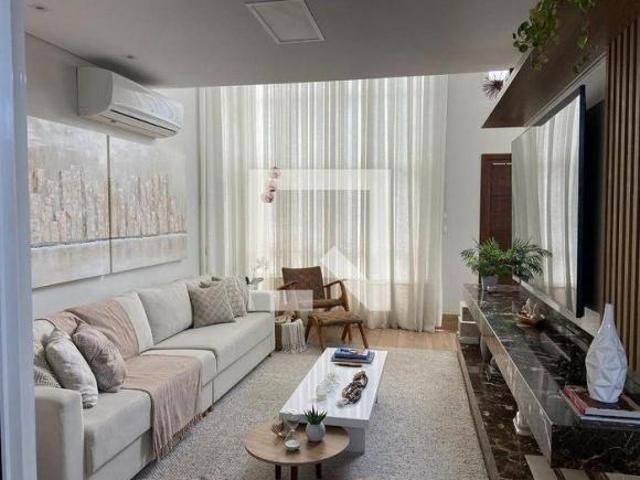 Casa à Venda Uberaba, 2 Quartos, 230 m² Curitiba