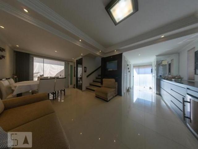 Casa à Venda Uberaba, 2 Quartos, 90 m² Curitiba