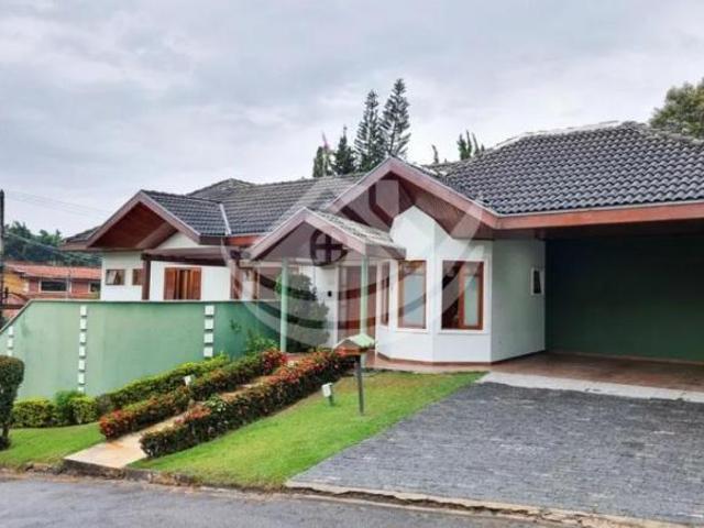 Casa à venda, Urbanova, 3 suítes, 240 m², analisa troca