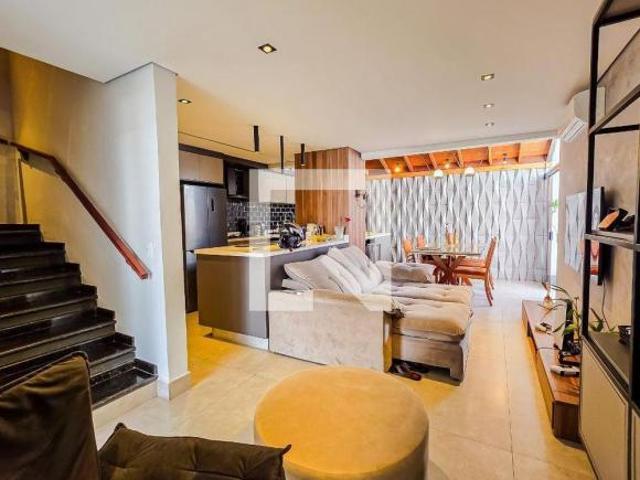 Casa à Venda Utinga, 2 Quartos, 127 m2