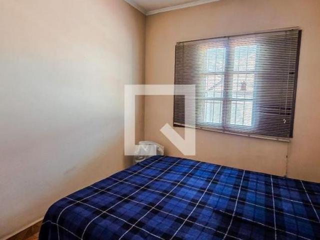 Casa à Venda Utinga, 2 Quartos, 135 m2