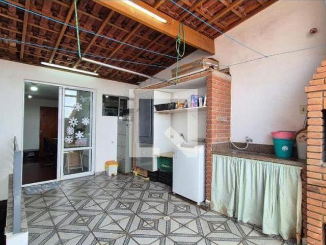 Casa à Venda Utinga, 3 Quartos, 163 m2