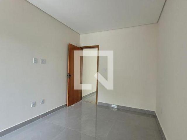 Casa à Venda Utinga, 3 Quartos, 180 m2