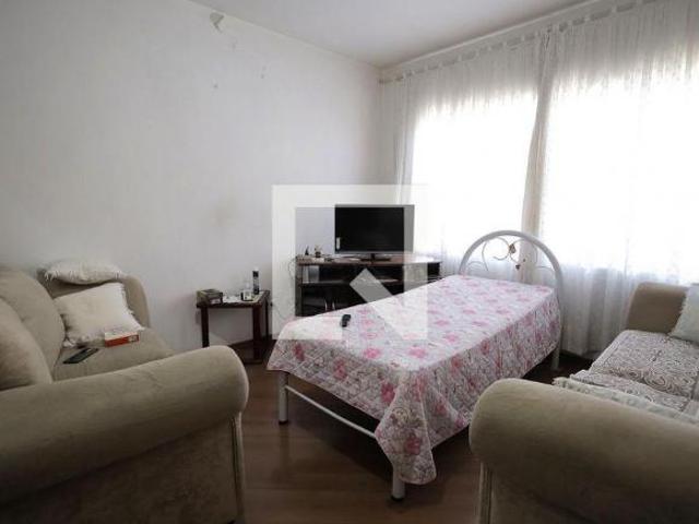 Casa à Venda Utinga, 4 Quartos, 200 m2