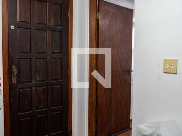 Casa à Venda Utinga, 4 Quartos, 220 m2