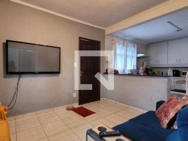 Casa à Venda Utinga, 5 Quartos, 202 m2