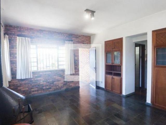 Casa à Venda Vale das Araras, 3 Quartos, 249 m² Nova Lima