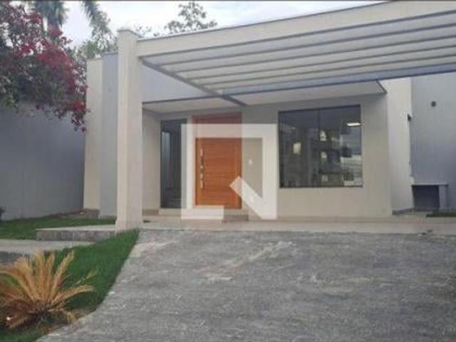 Casa à Venda Várzea, 3 Quartos, 500 m² Lagoa Santa