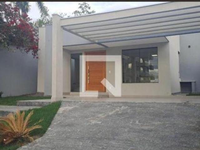 Casa à Venda Várzea, 3 Quartos, 500 m² Lagoa Santa