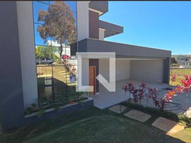 Casa à Venda Várzea, 3 Quartos, 1000 m² Lagoa Santa