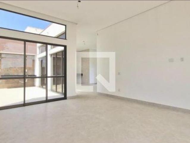 Casa à Venda Várzea, 4 Quartos, 525 m² Lagoa Santa