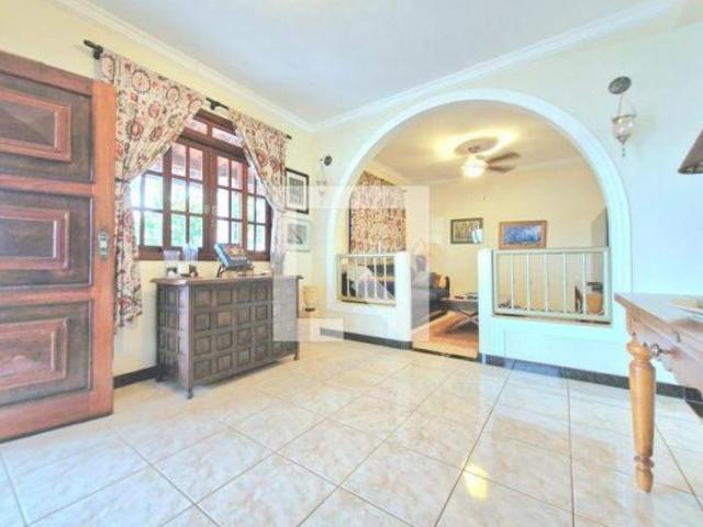 Casa à Venda Várzea, 4 Quartos, 235 m² Lagoa Santa