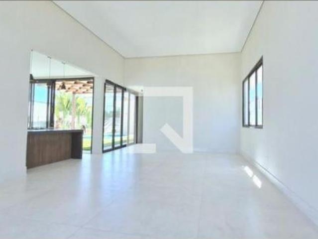 Casa à Venda Várzea, 4 Quartos, 242 m² Lagoa Santa