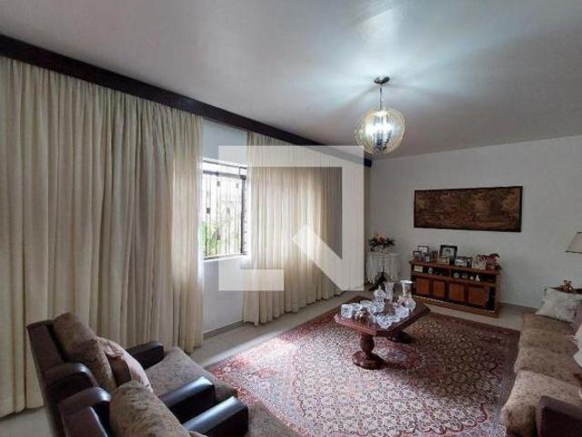 Casa à Venda Veleiros, 3 Quartos, 148 m2
