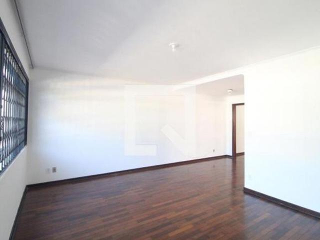 Casa à Venda Veleiros, 3 Quartos, 179 m2