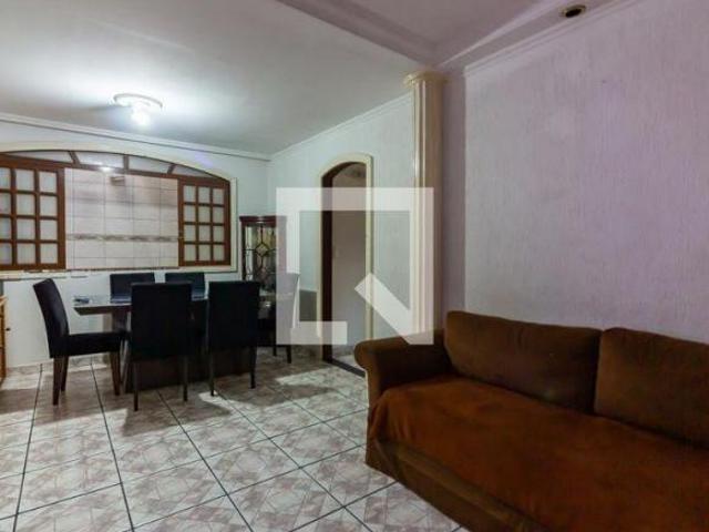 Casa à Venda Veloso, 3 Quartos, 230 m² Osasco
