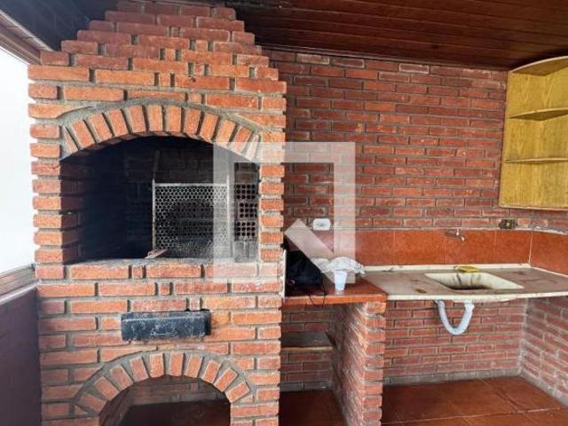 Casa à Venda Veloso, 4 Quartos, 80 m2