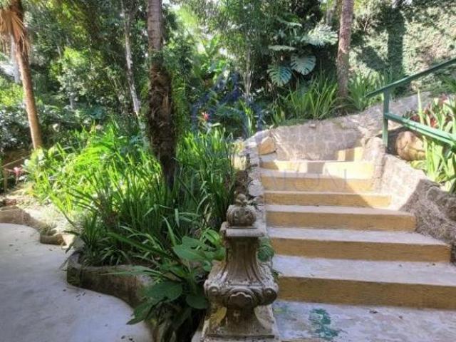 CASA Á VENDA VENDA NA PRAIA GRANDE EM ILHABELA SP