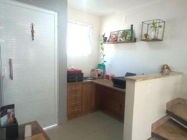 Casa a venda Via das Magnólias 97 mt, 3 quartos 1suite, 2 vgs