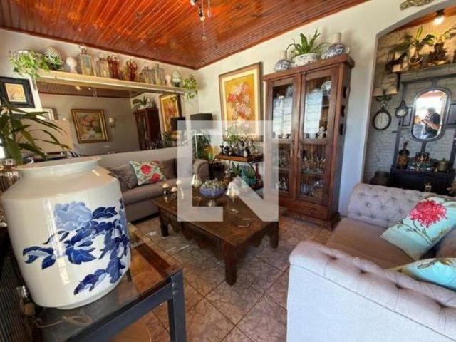 Casa à Venda Vicente Pires I, 2 Quartos, 150 m² Brasília