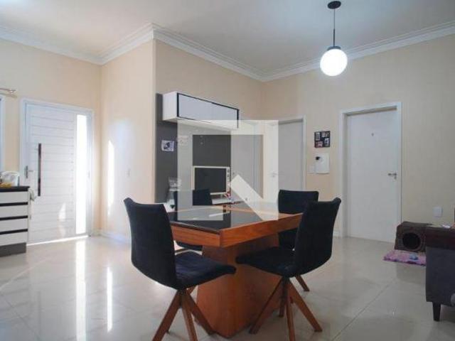 Casa à Venda Vicentina, 1 Quarto, 120 m² São Leopoldo