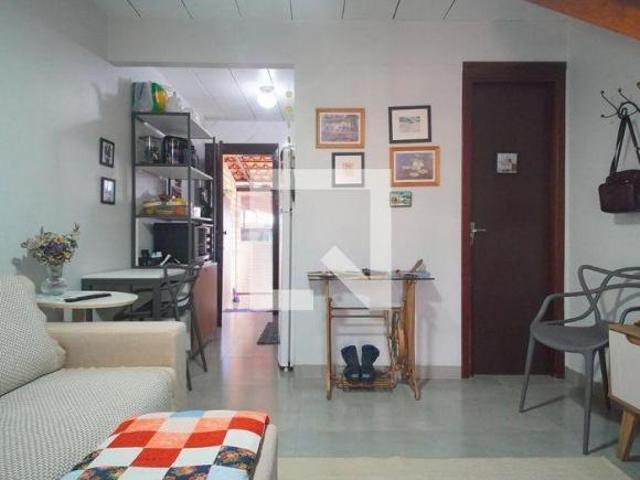 Casa à Venda Vicentina, 2 Quartos, 44 m² São Leopoldo