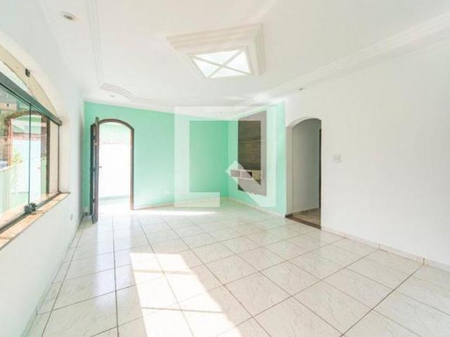 Casa à Venda Vila Tibirica, 4 Quartos, 240 m2