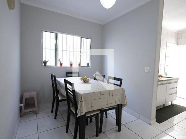 Casa à Venda Vila Tibirica, 2 Quartos, 90 m2