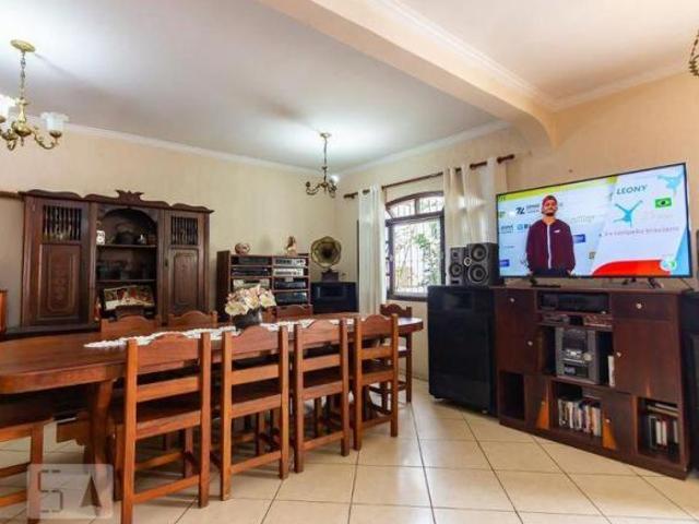 Casa à Venda Vila Yara, 4 Quartos, 150 m2