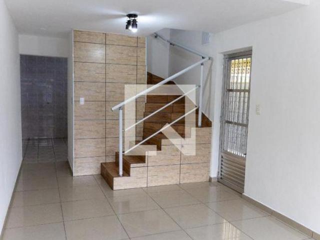 Casa à Venda Vila Yolanda, 2 Quartos, 150 m2