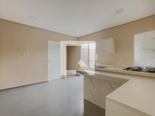 Casa à Venda Vila Yolanda, 3 Quartos, 75 m2