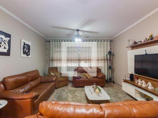 Casa à Venda Vila Yolanda, 4 Quartos, 272 m2