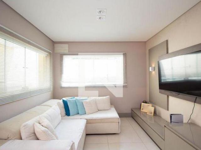 Casa à Venda Vila Zat, 3 Quartos, 230 m² São Paulo