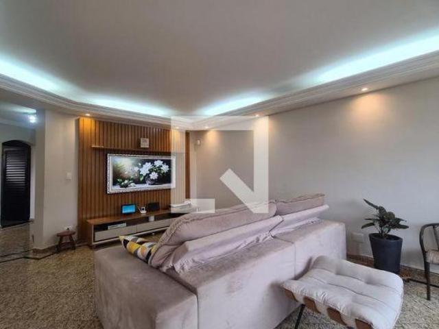 Casa à Venda Vila Alpina, 3 Quartos, 280 m² São Paulo