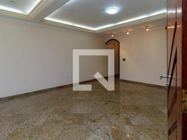 Casa à Venda Vila Alpina, 5 Quartos, 250 m² São Paulo