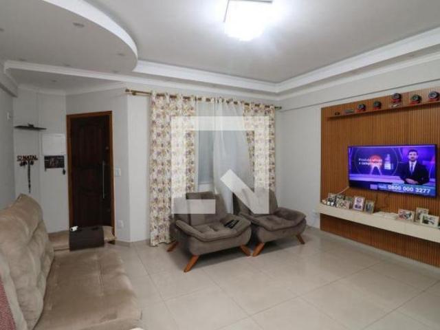 Casa à Venda Vila Alzira, 3 Quartos, 198 m2