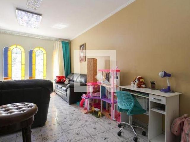 Casa à Venda Vila Amália, 3 Quartos, 240 m² São Paulo