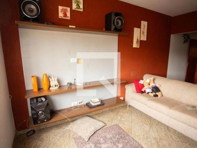 Casa à Venda Vila Amália, 3 Quartos, 200 m² São Paulo