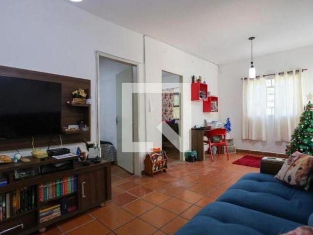 Casa à Venda Vila Amália, 3 Quartos, 200 m² São Paulo
