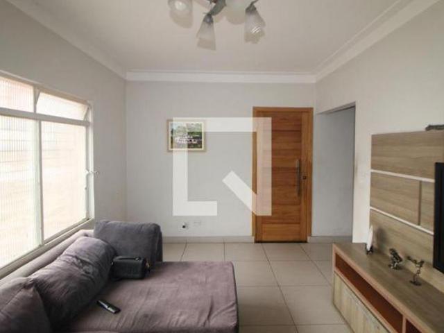 Casa à Venda Vila Amália, 3 Quartos, 500 m² São Paulo