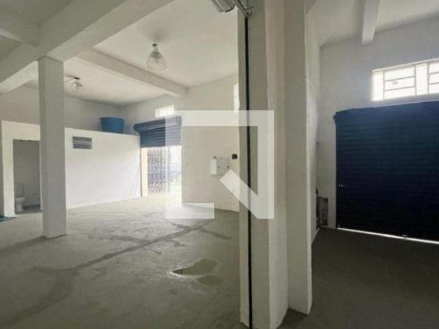 Casa à Venda Vila América, 2 Quartos, 240 m2